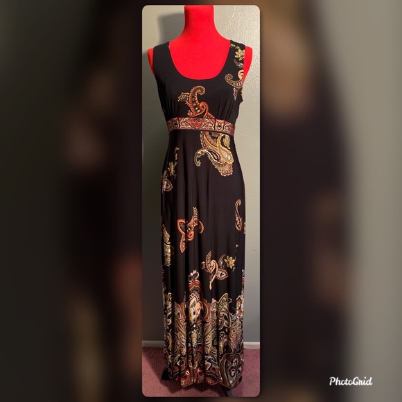 Studio One | Dresses | Studio Paisly Print Maxi Dress | Poshmark